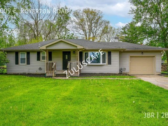 This won't last long! Newly remodeled 3 bed/2 bath ranch in Delta School District