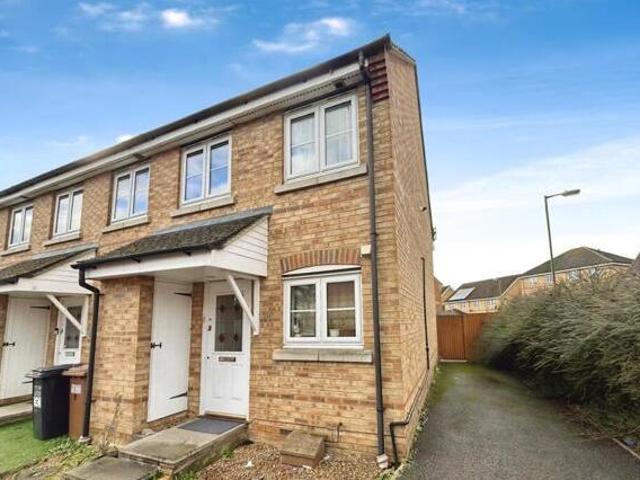 Thistle Drive,hatfield, 3 Bedroom End