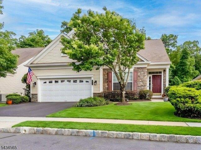 Thistle Hill Ln, Franklin Twp, Home For Sale