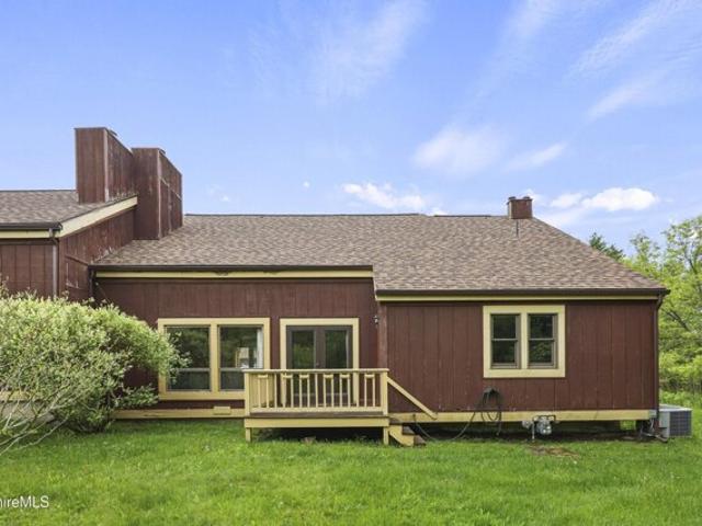 Thistle Path, Williamstown, Condo For Sale