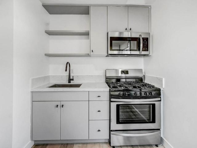 Thistle Studio Apartment for Rent at 262 N Los Robles Ave, Pasadena, CA 91101 Downtown Pasadena