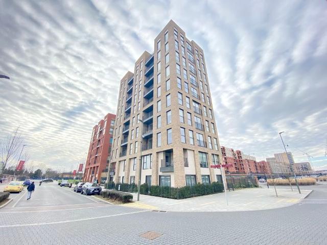 Thistleton House, Lismore Boulevard NW9, 1 bed flat to rent, £1,600 pcm | PrimeLocation