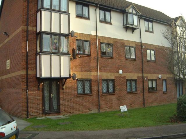 THRUSH COURT, EAGLE DRIVE, COLINDALE. 1 bed flat to rent £1,450 pcm £335 pw