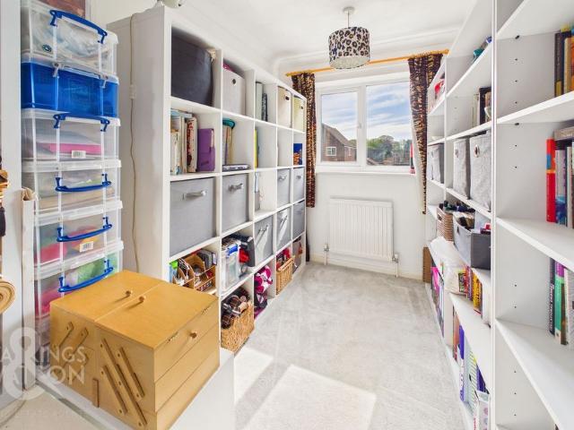 Thrush Close, Mulbarton, Norwich