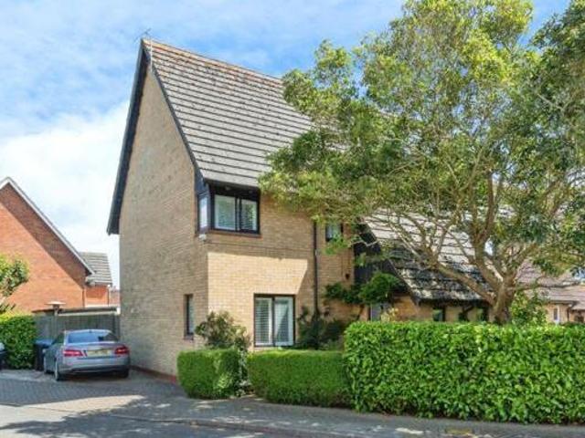 Thrupp Close, Castlethorpe, 3 Bedroom Semi detached