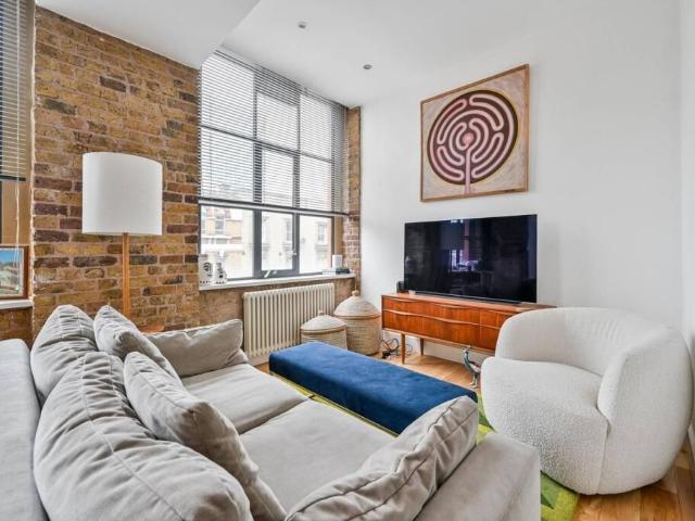 Thrawl Street, London E1, 1 bed flat to rent, £2,800 pcm | PrimeLocation