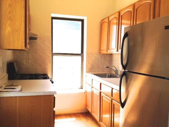 Three Bedroom Apartment in Woodside, Asking Only $840/Month