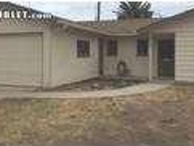 Three Bedroom In Northeastern San Diego