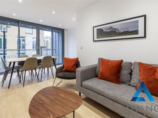 Three Colt Street, London E14, 3 bed flat to rent, £3,500 pcm | PrimeLocation