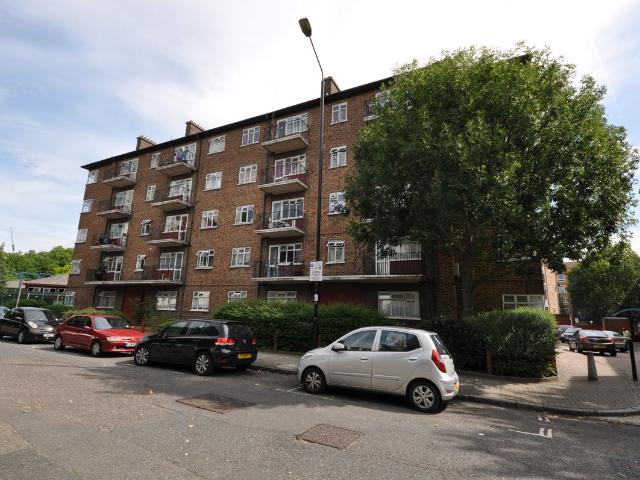 Three Colt Street, London E14, 4 bed flat to rent, £3,350 pcm | PrimeLocation