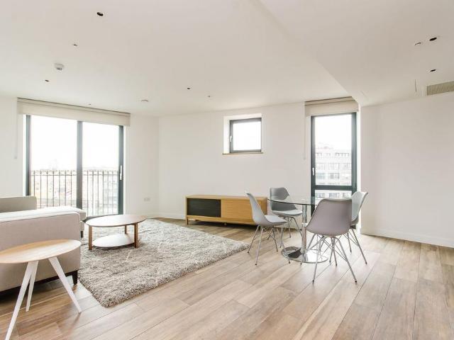 Three Colts Lane, Bethnal Green. 1 bed flat to rent £2,600 pcm £600 pw