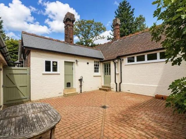 Three Elm Lane, Tonbridge