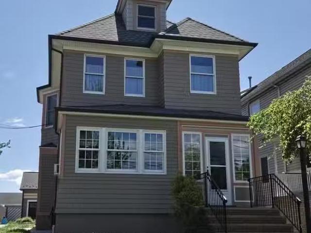 Three Family, Colonial Kearny, NJ 510 Belgrove Dr