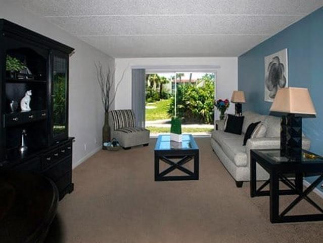 Three Fountains Apartments 2 Bedrooms, 1 Bathroom Deluxe