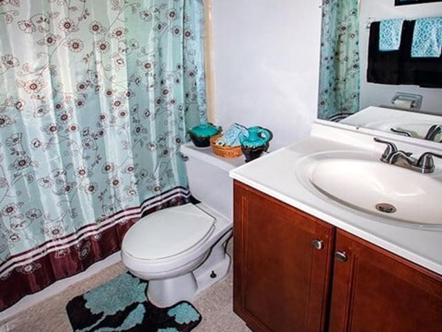 Three Fountains Apartments 2 Bedrooms, 2 Bathrooms Classic
