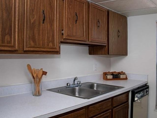 Three Fountains Apartments 2 Bedrooms, 2 Bathrooms Premiere