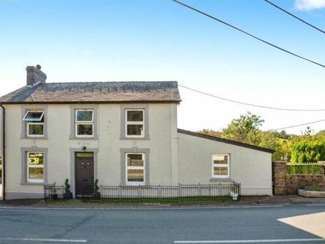 Three Horseshoes, Lampeter, 5 Bedroom Detached