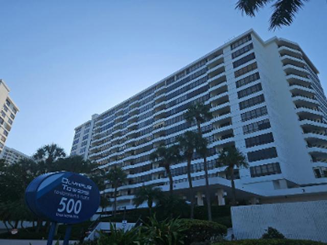 Three Islands Blvd Apt