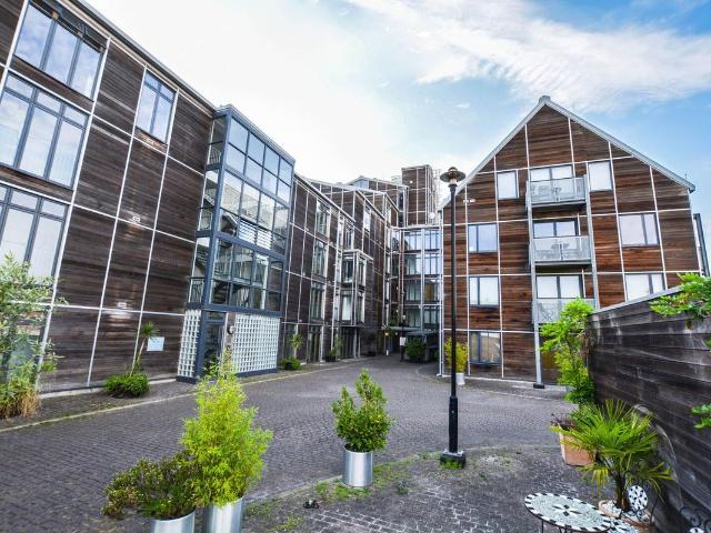 Three Mill Lane, Bow, London E3, 2 bed flat to rent, £2,550 pcm | PrimeLocation