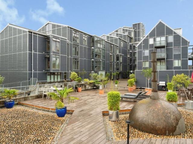 Three Mills Lane, London E3, 2 bed flat to rent, £2,475 pcm | PrimeLocation