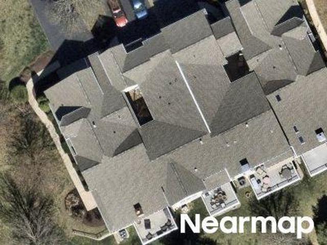 Three Oak Ln