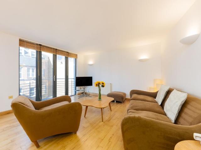 Three Oak Lane, London SE1, 2 bed flat to rent, £2,500 pcm | PrimeLocation