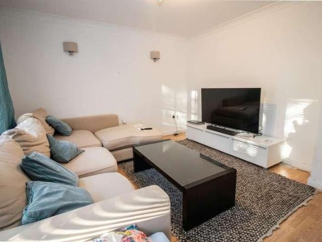 Threipland Drive, Cardiff, CF14