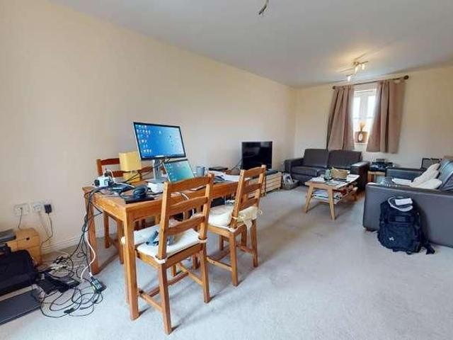 Threipland Drive, Regents Place, Heath, Cardiff, CF14