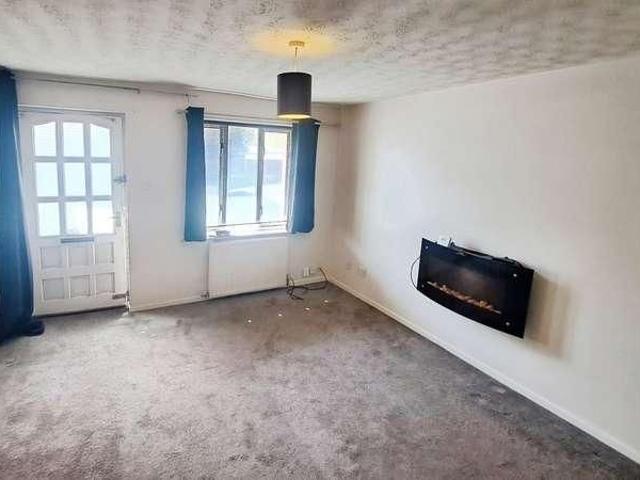 Throne Road, Rowley Regis, B65