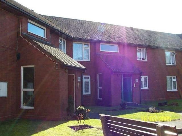 Throne Road, Rowley Regis, B65