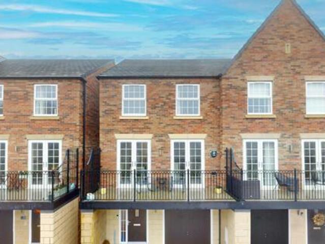 Throstle View, Menston, 4 Bedroom Town