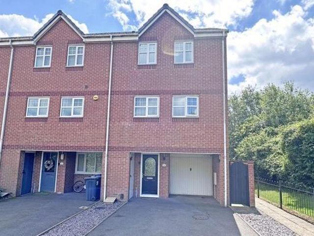 Thunderbolt Way, Tipton, 4 Bedroom End