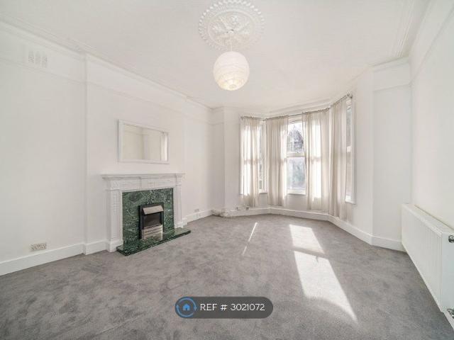 Thurlow Park Road, London SE21, 1 bed flat to rent, £1,300 pcm | PrimeLocation