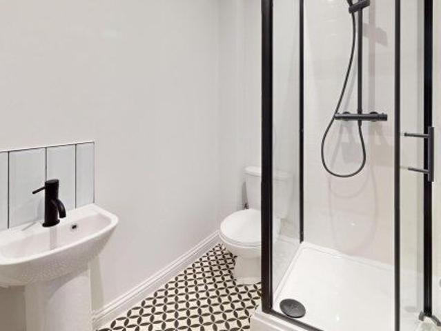 Thurloe Street, Manchester M14, 6 bed shared accommodation to rent, £737 pppm | PrimeLocation