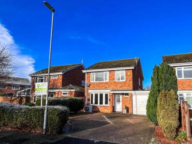 Thurley Close, St. Neots, 4 Bedroom Detached