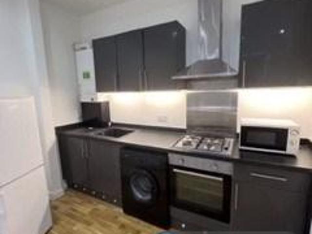 Thurlestone Road, London, SE27 2 bed flat to rent £1,950 pcm £450 pw