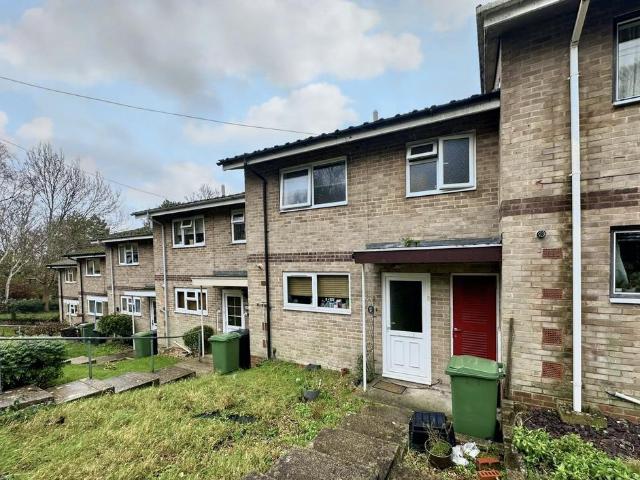 Thurmond Crescent, Winchester, SO22 4 bed terraced house to rent £1,850 pcm £427 pw