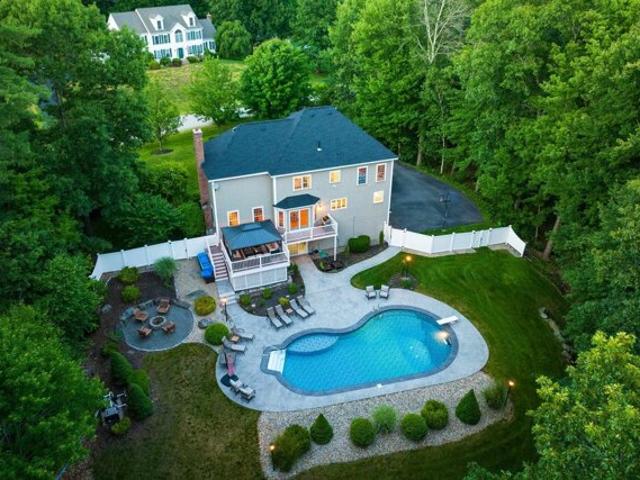 Thurston Dr, Home For Sale