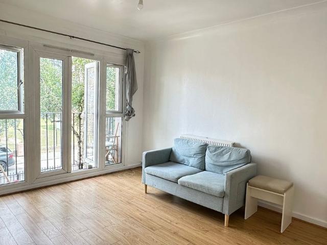 Thurtle Road, London E2, 2 bed flat to rent, £2,300 pcm | PrimeLocation