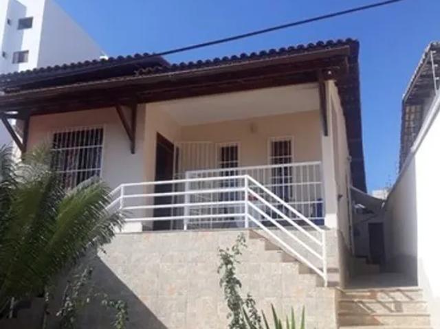 Ótima casa p/ venda 3 quartos bairro Candeias Vitória da Conquista BA