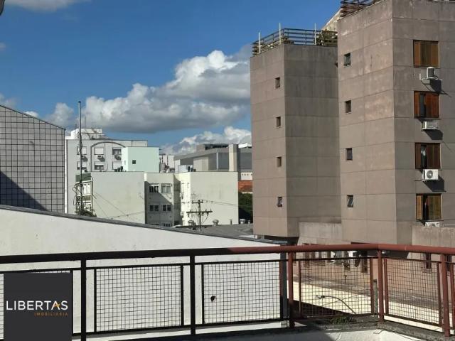 Ótima cobertura de 3 dormitórios com 232m² no bairro Passo da Areia