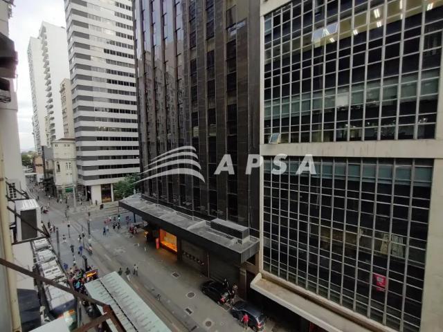 Ótima sala comercial, com banheiro, 30 m2, em frente ponto do vlt, av. Rio branco, excelente localiz