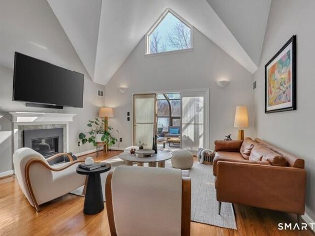 Timberwood Rd Unit,west Hartford, Home For Sale