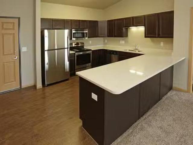 Timber Creek Apartments, 4760 Timber Parkway South, Fargo 2.