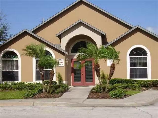 Timber Sound 2 & 3 Bedroom Apartments For Rent 4963 Raleigh.