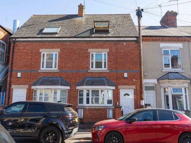 Timber Street, South Wigston, Leicester LE18, 3 bed semi detached house to rent, £1,100 pcm | PrimeLocation