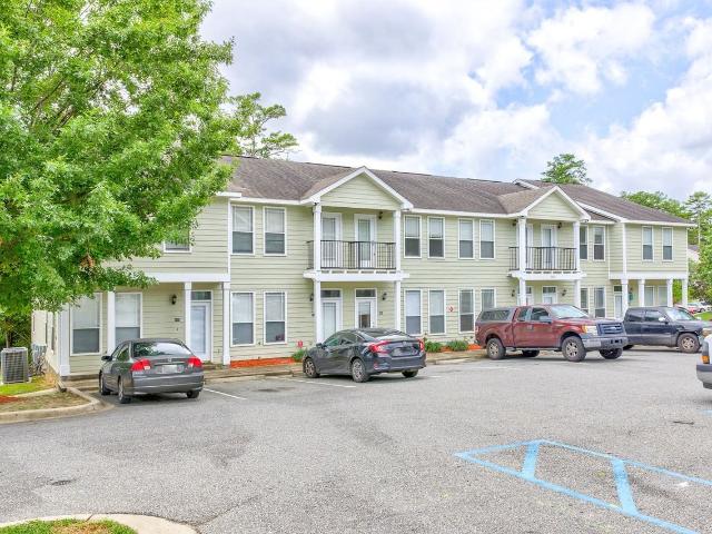 Timber Ridge 3 Bedroom Apartment for Rent at 1417 Pullen Rd, Tallahassee, FL 32303 Town and Country