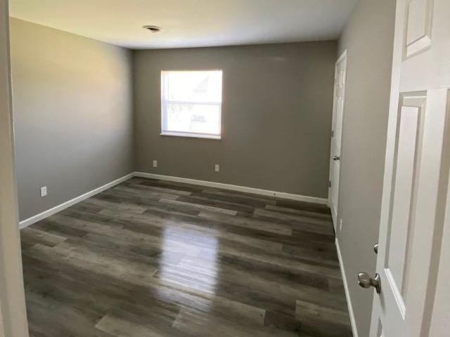 Timber Ridge 10X LLC 2 Bedroom Apartment for Rent at 101 Timber Ridge Dr, Hillsboro, MO 63050