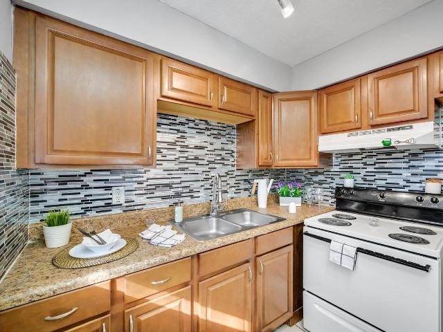 Timber Trace Apartments 1 Bedroom Apartment for Rent at 11716 N 58th St, Temple Terrace, FL 33617