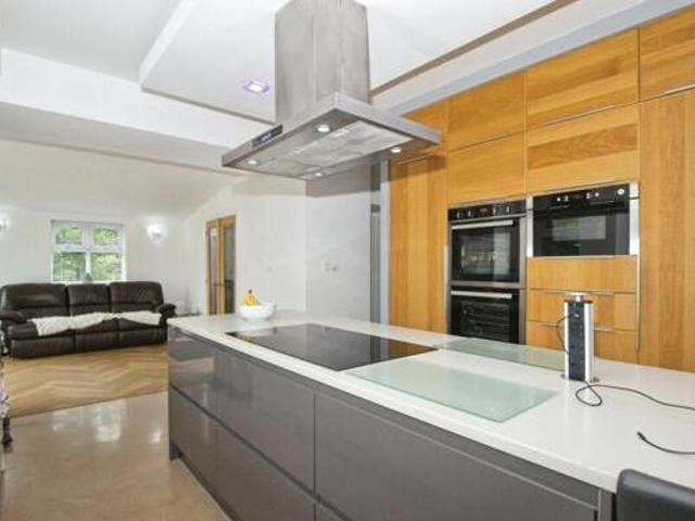Timber Yard, Porth, 5 Bedroom Detached